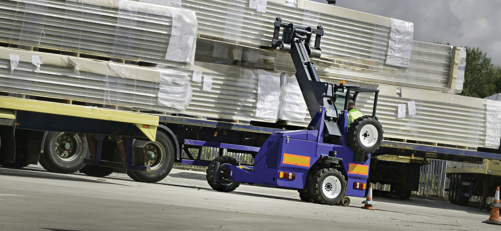 Rhino Rubber – Move it on Rhino